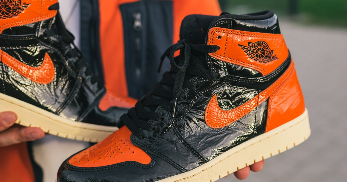 Air Jordan 1 Shattered Backboard 3.0 - on feet | Dead Stock