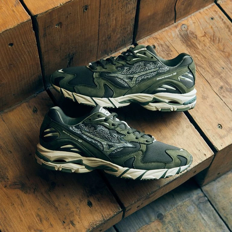 Maharishi Mizuno Wave Rider 10 Deep Depths Dead Stock
