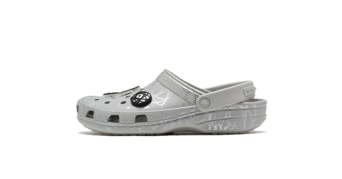 Futura Laboratories Crocs Classic Ro Clog Pearl 209622-101 | Dead Stock
