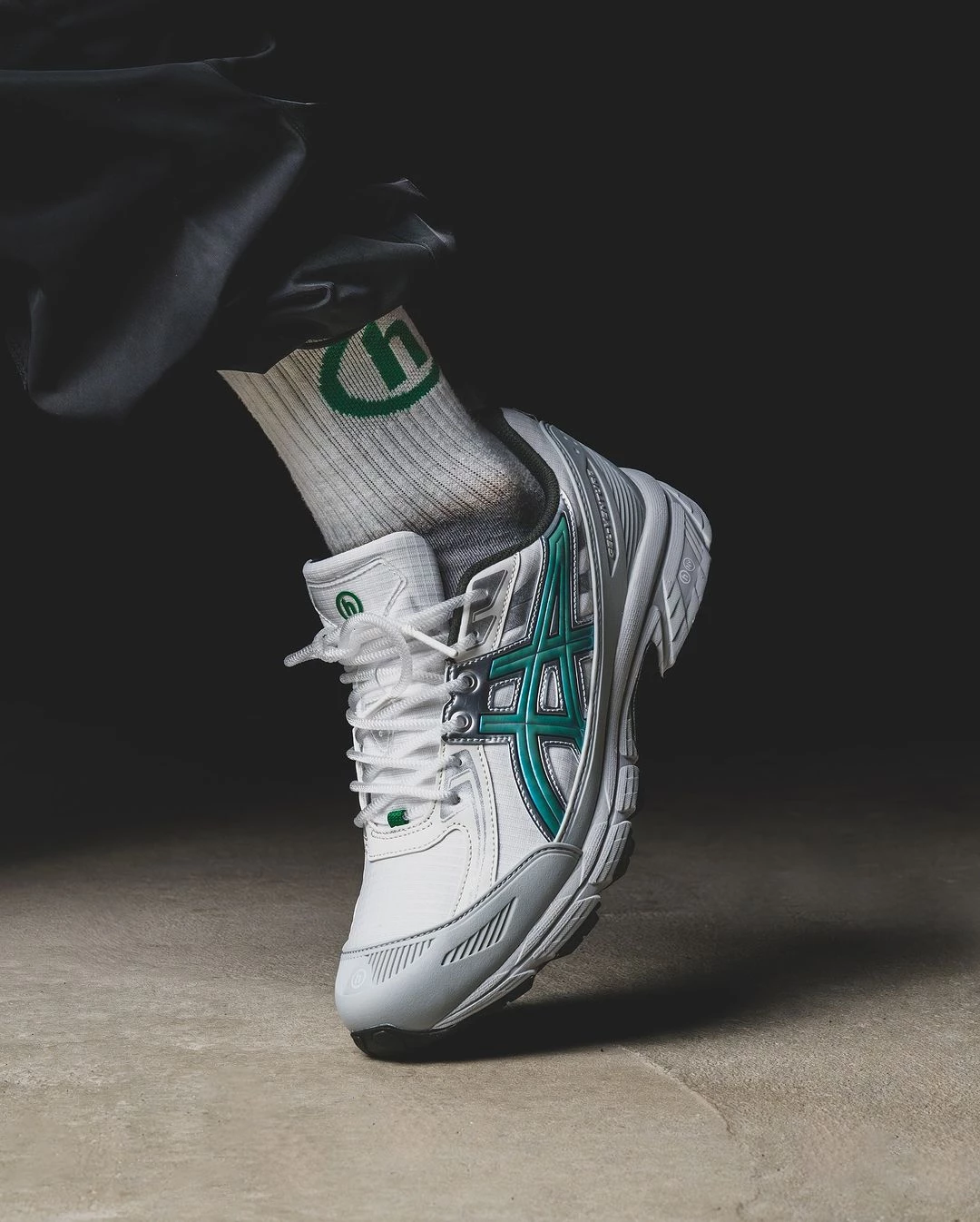 Hidden NY x ASICS Gel Venture 6 1203A778 100 Dead Stock