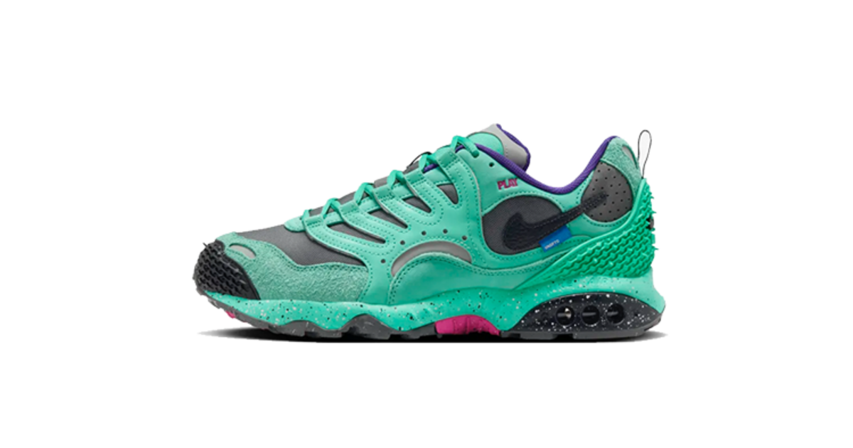 UNDEFEATED Air Terra Humara Light Menta FN7546-301 | Dead Stock